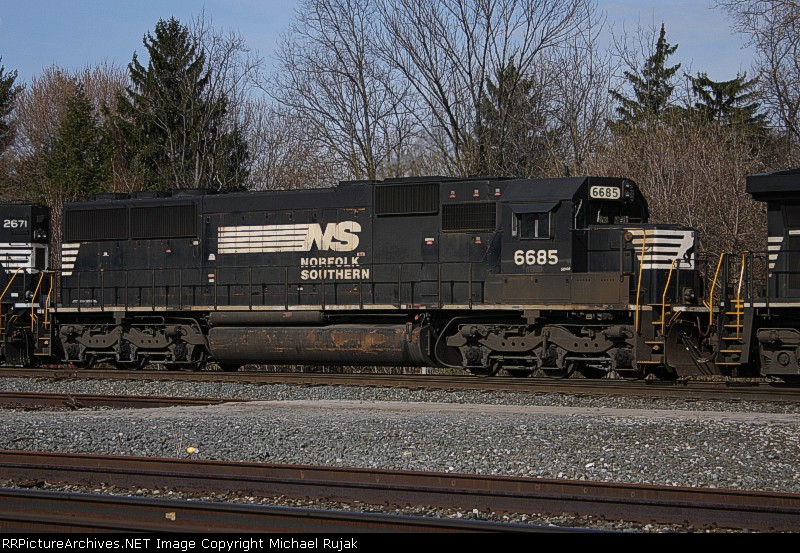 NS 6685